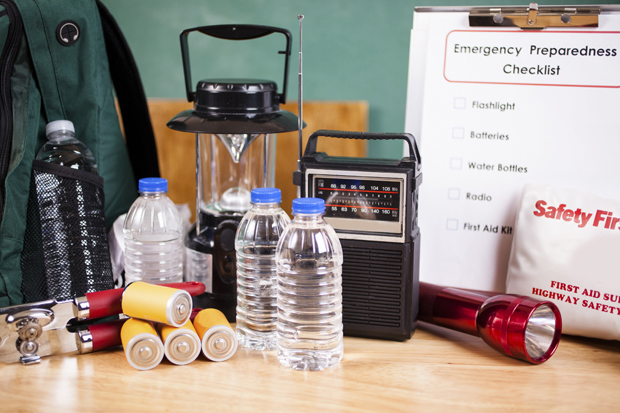 How to Put Together an Emergency Preparedness Kit - HealthyCells Magazine